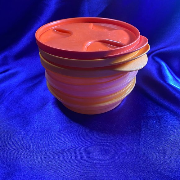 Tupperware | Kitchen | Tupperware Bowls Interlocking Snap Together Seal ...